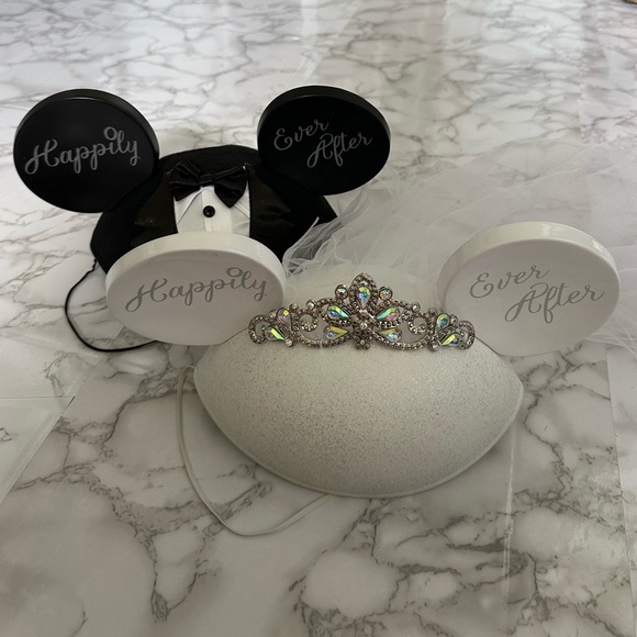 Disney | Accessories | Bride And Groom Mickey And Minnie Mouse Ears ...